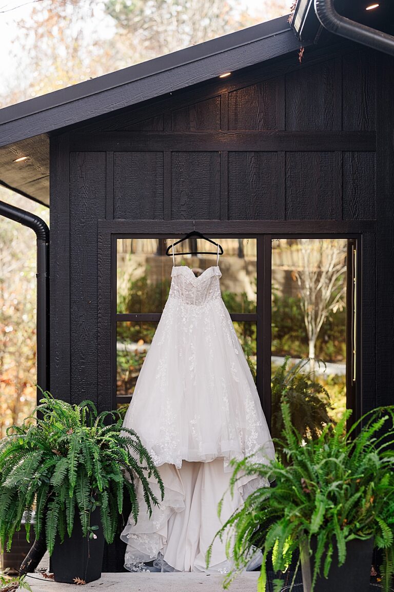 Nichols Heir Week Day Wedding by Amanda May Photos